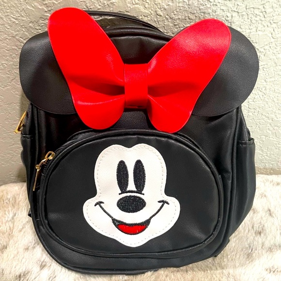 Disney / Zaba | Bags | Nwot Mini Back Pack Handbag Minnie Mouse Faux ...